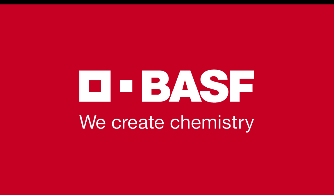 四日市で作るグラウンドや気候に合わせたBASF JAPANグレード ウレタン！｜くつなび